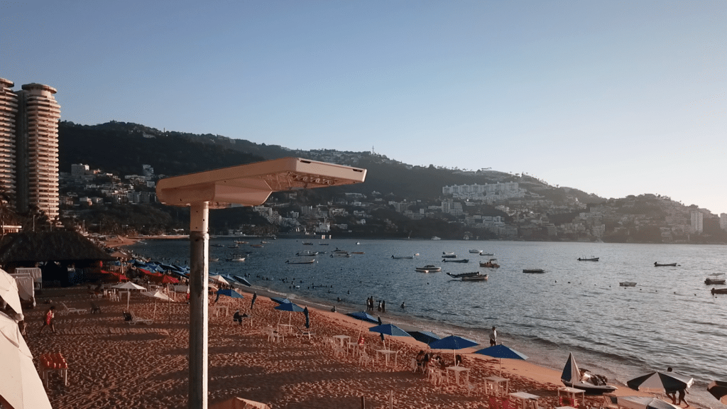 Introducing the iSSL and UP Series solar lights